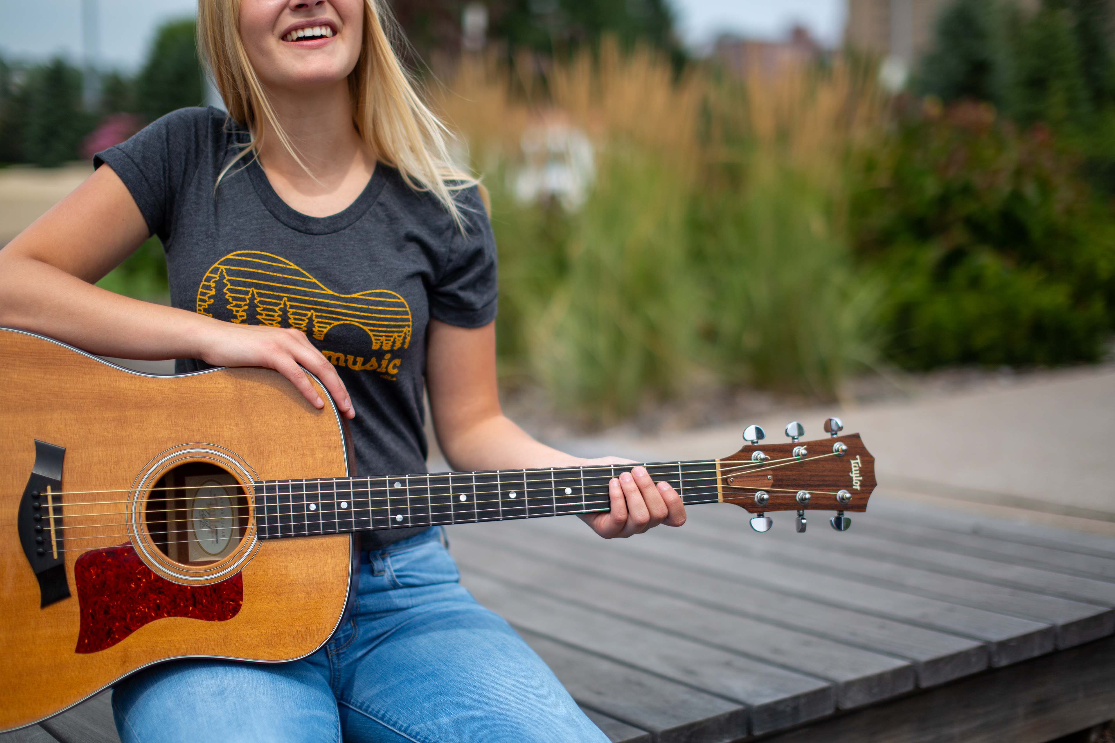 DLH Clothing - DLH Clothing: Design for Duluth-Inspired Apparel and Accessories - Šek Design Studio